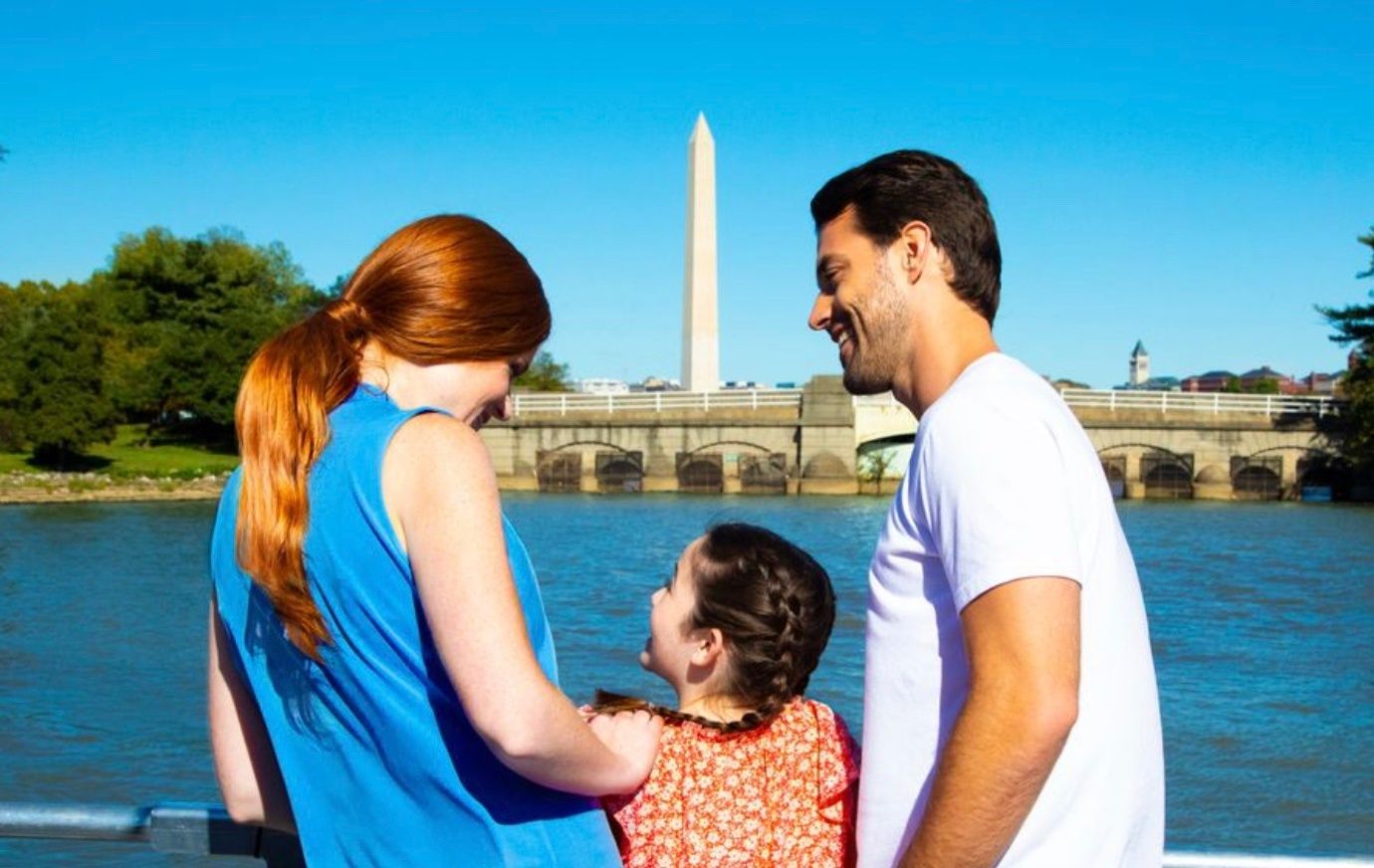 DC Dinner Cruise – Saturday Signature Dining Experience | Giftory