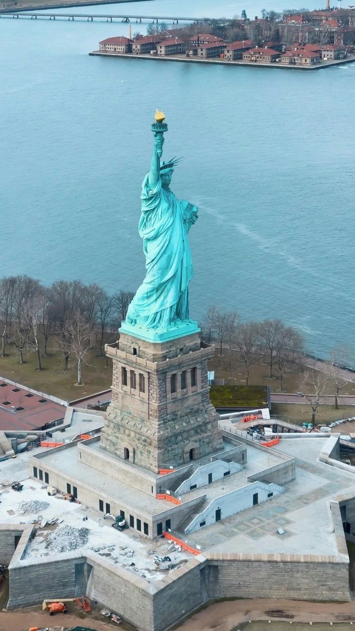 Statue of Liberty Plane Tour at Night | Linden | New Jersey | Giftory